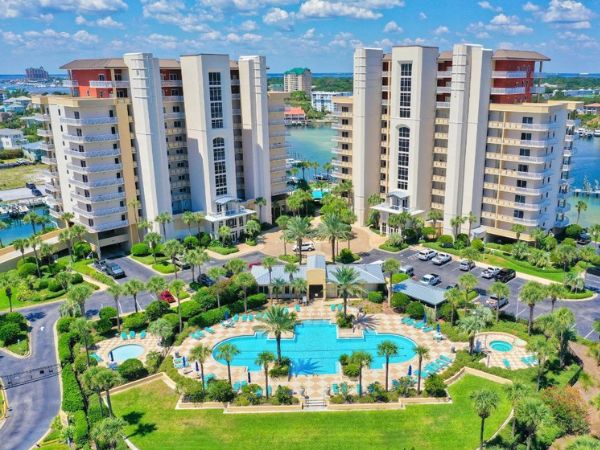 Harbor Landing Condo Rentals